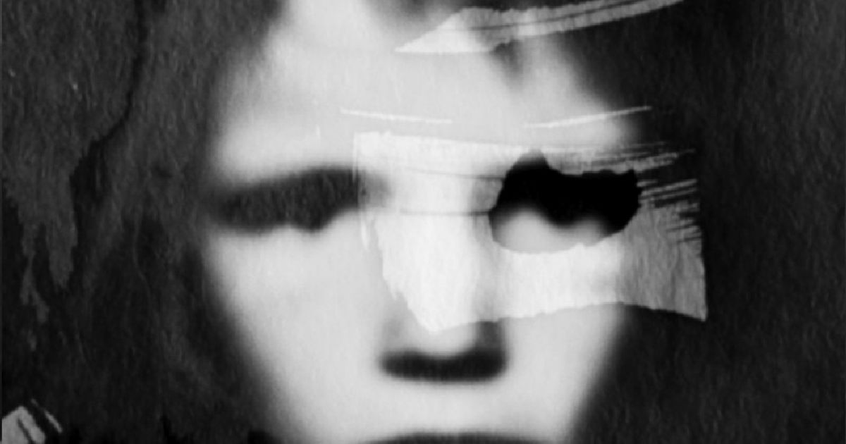 Isabelle Bonameau Lemordan - A strange bird, Submission Portrait Awards ...