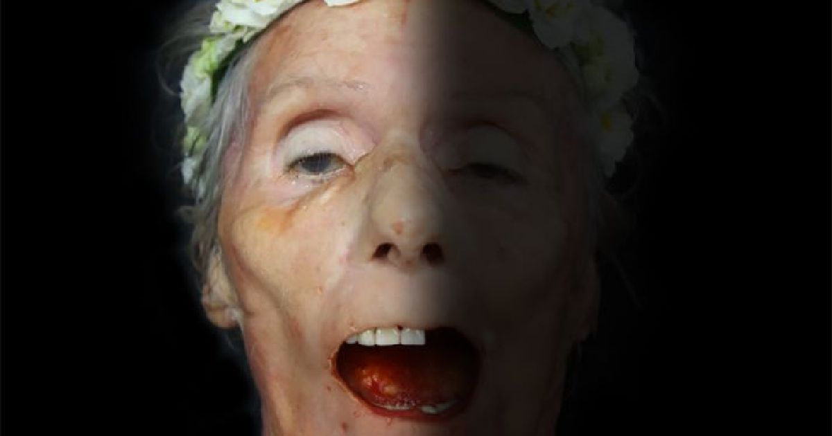 Jennifer Des - Jennifer Des | LensCulture