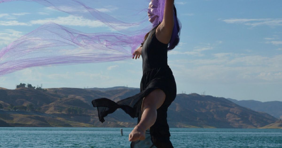 Danelle Cole - Purple Tulle | LensCulture