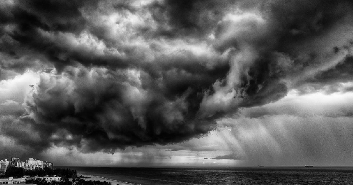 Charles Starke - STORM FRONT OVER THE ATLANTIC | LensCulture