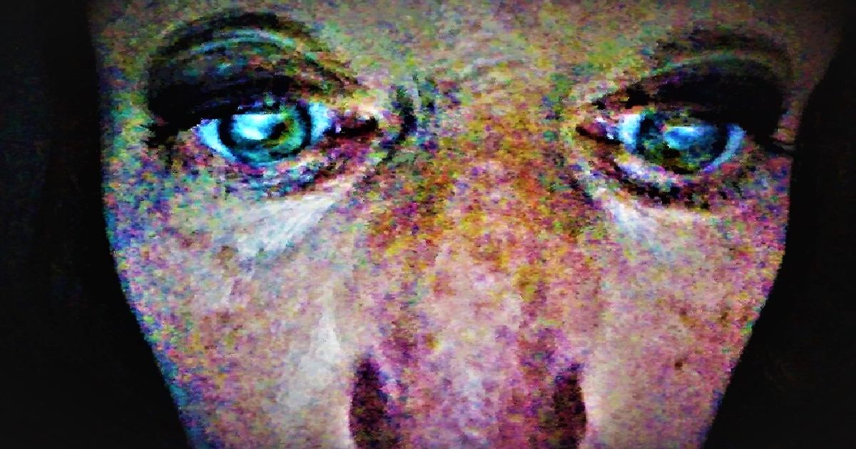 Debbie Laing - Eyes Experiencing Everything in Her Own Environment ...