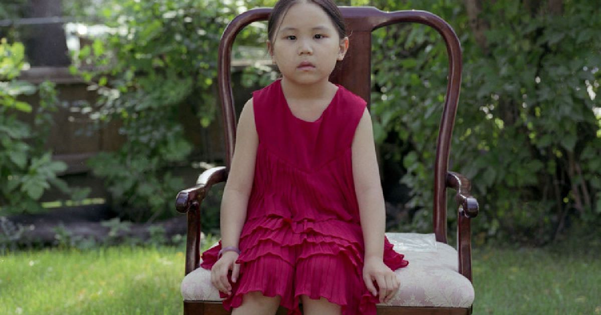 Daisy Wu - The Chair | LensCulture