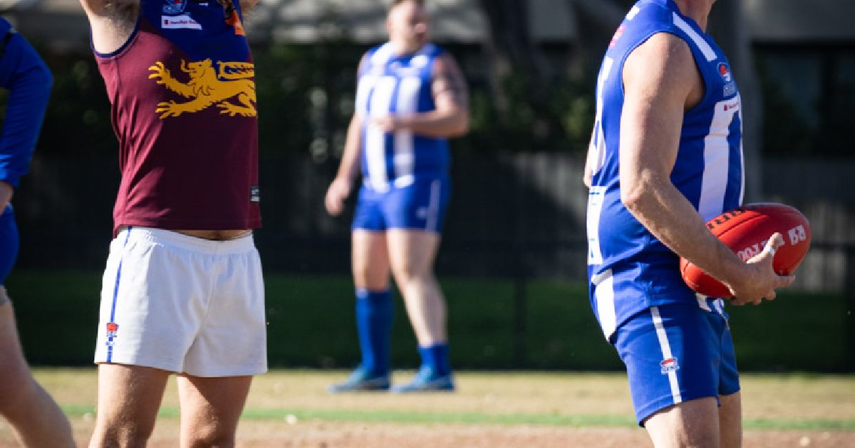 vinh nguyen - Aussie Rules Footy Seriours | LensCulture