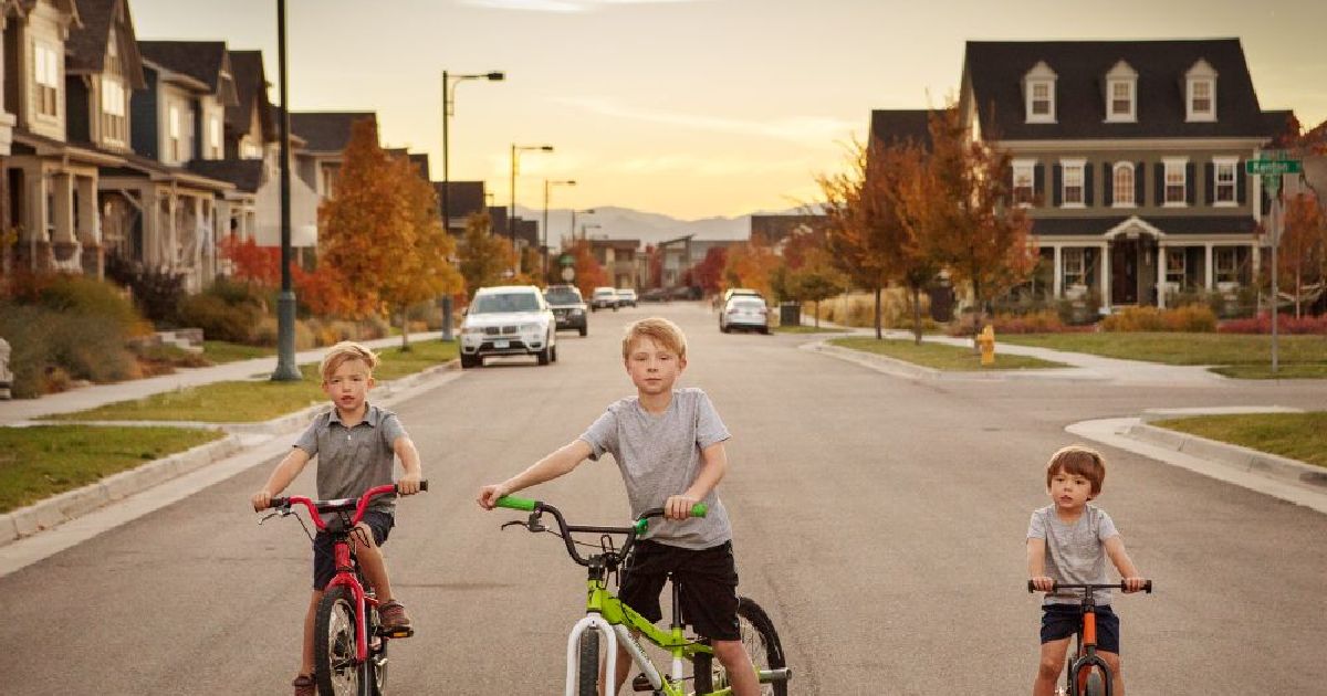 Timothy Devine - Untitled | LensCulture