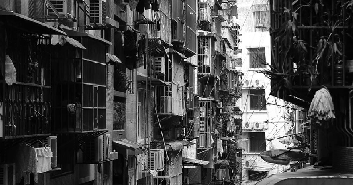Wilson Sze Shing Au - B&W Streets in Asia | LensCulture