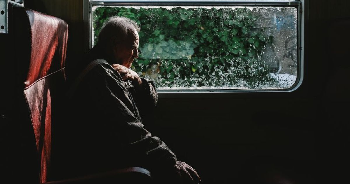 Alejandro Tejada - Submission "put on that record that we use to listen ...